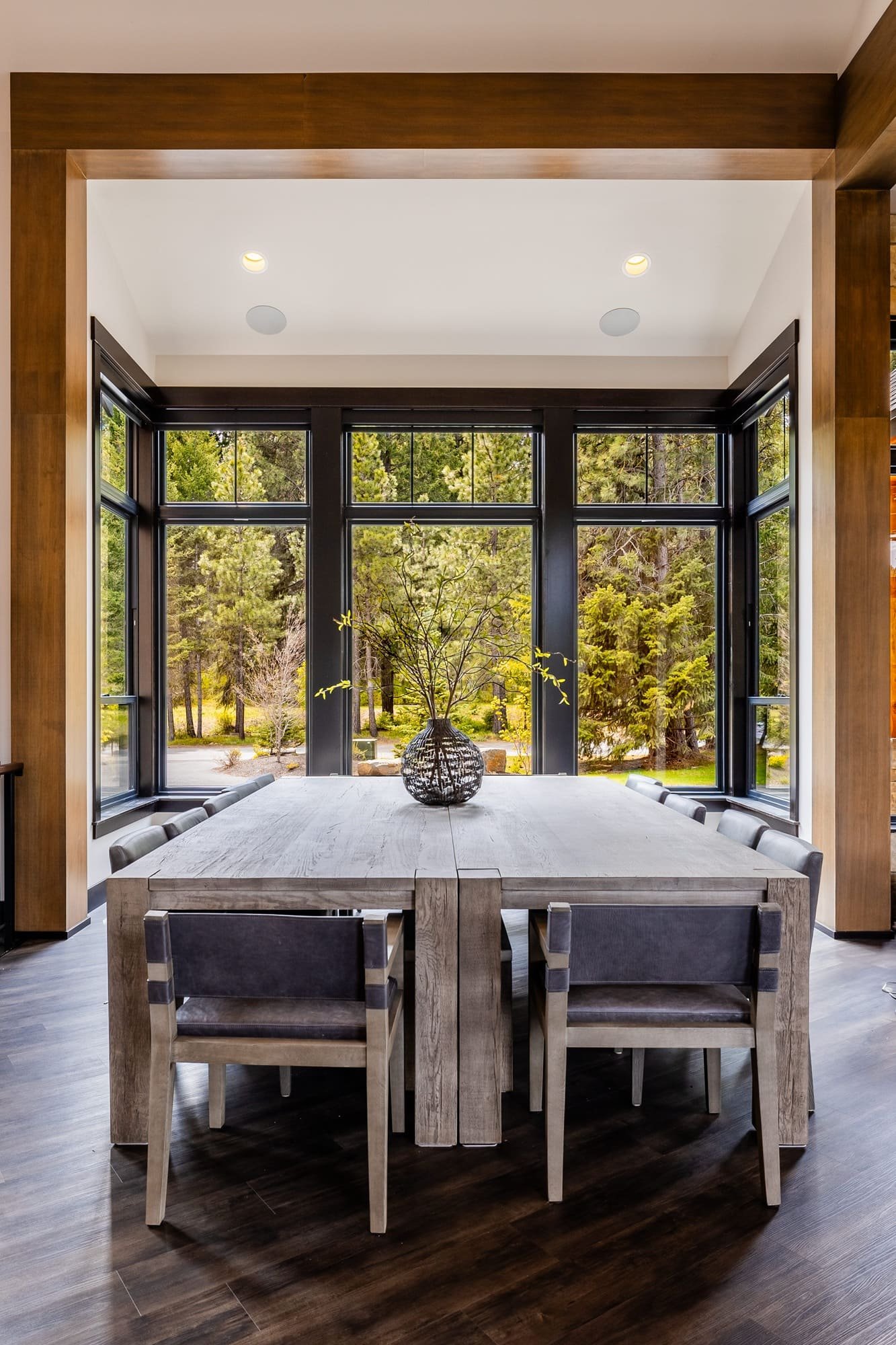 Grand Retreat Interior Design: Luxury Vacation Home with Speakeasy Bar ...